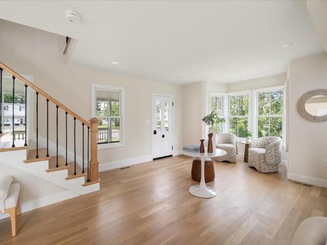 30 Shore St
