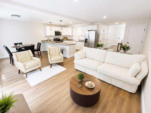 30 Signal St Unit M1, Sanford, ME 04083
