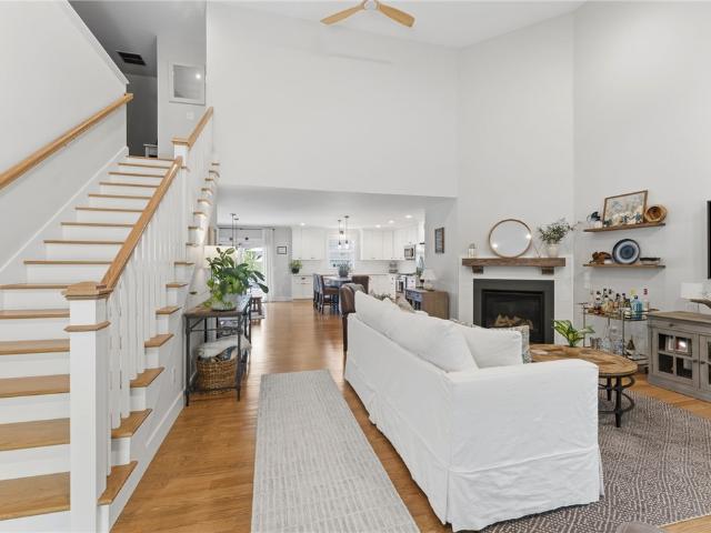 30 Silas Hill Way