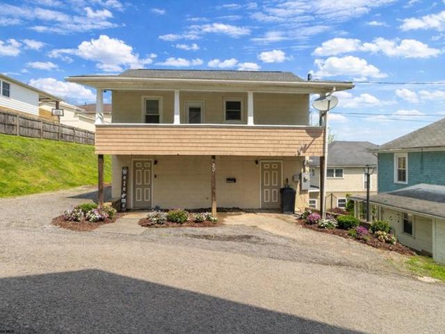 30 Spring St, Westover, WV 26501