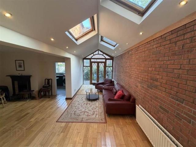 30 St Judes Avenue, Off Ormeau Road, Belfast, BT7 2GZ