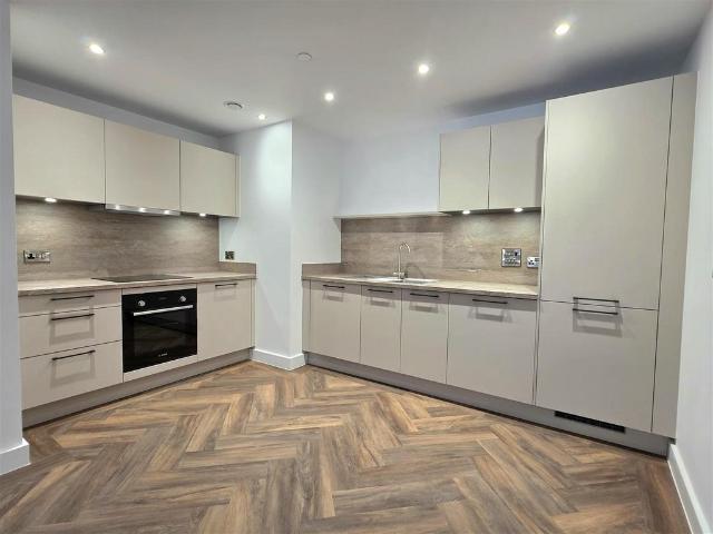 30 St Pauls Square, Birmingham 2 bed apartment to rent £1,750 pcm £404 pw