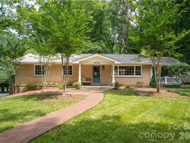 30 Stockwood Rd, Asheville, NC 28803