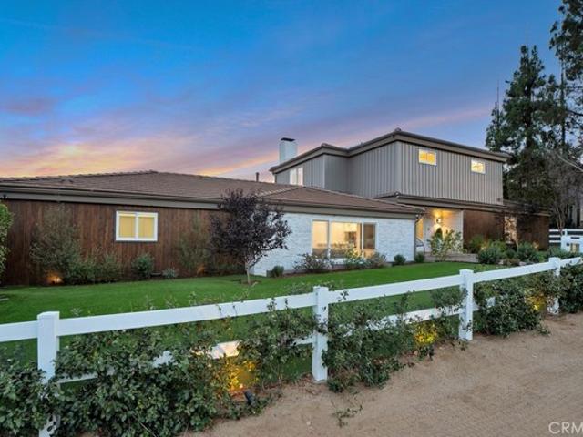 30 Stagecoach Rd, Bell Canyon, CA 91307