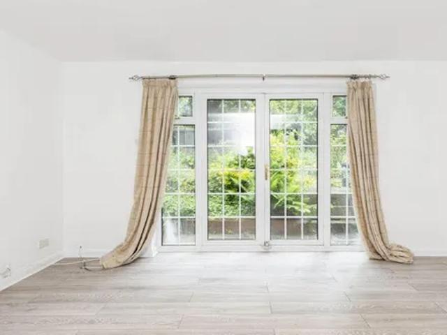 30 Stanhope Road, London, N6 5NE, United Kingdom | 2 bed apartment for rent #124346374 | Rentberry