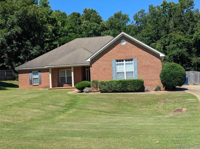 30 Summertime Pkwy, Deatsville, AL 36022