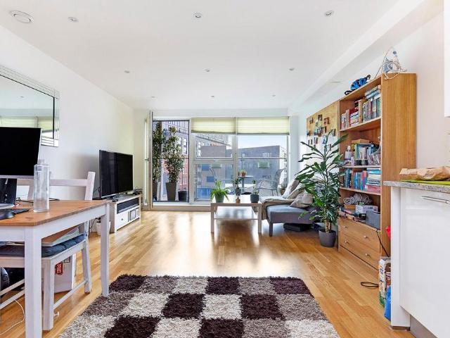 30A Sadlers Court, Wild Rents. 1 bed apartment to rent £2,166 pcm £500 pw