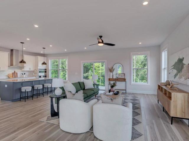 30B Fowler St