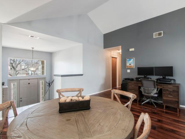 30W019 Juniper Court # 30W019