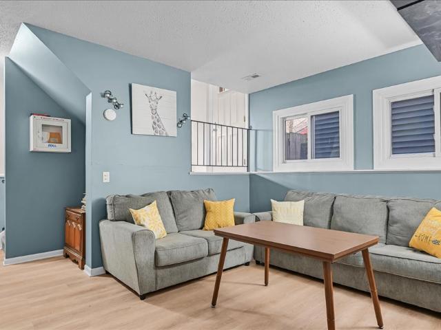 30W021 Danbury Drive