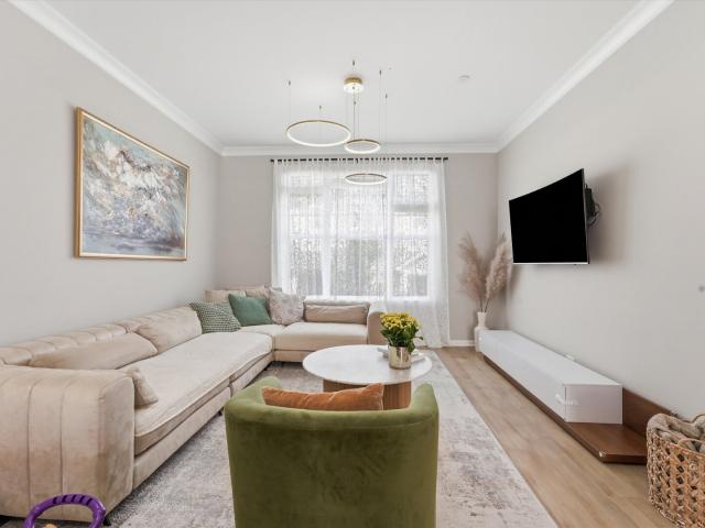 30W023 Brayman Court
