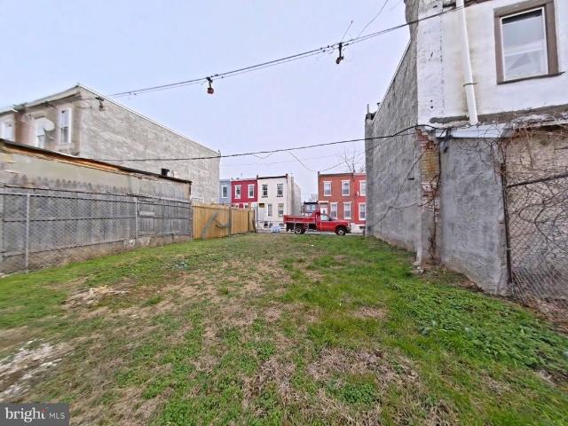 3104 N Chadwick Street