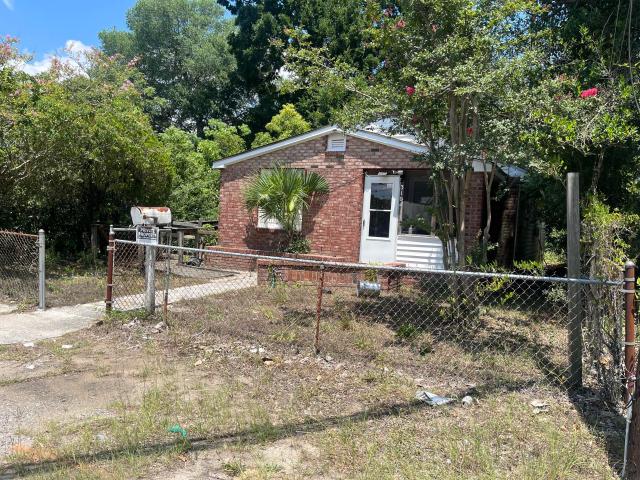 3104 Accabee Road