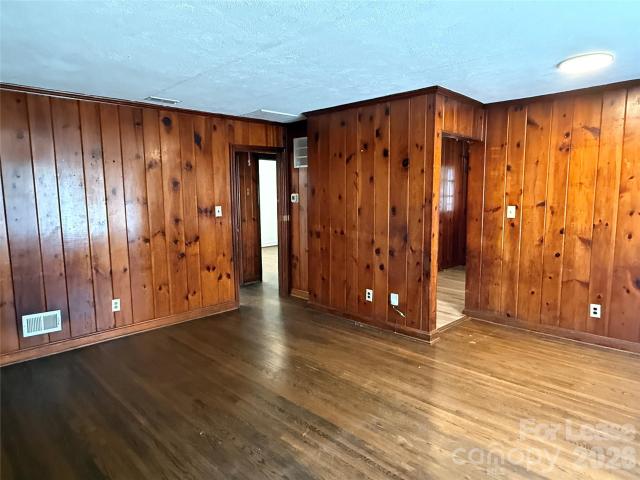 3104 Creighton Dr, Charlotte, NC 28205 | MLS #4356