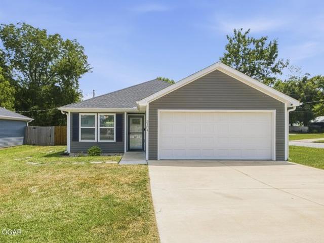 3104 E 9th St, Joplin, MO 64801