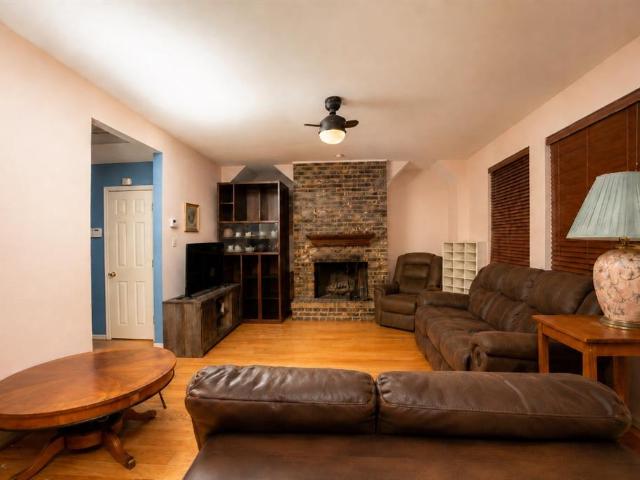 3104 Emory