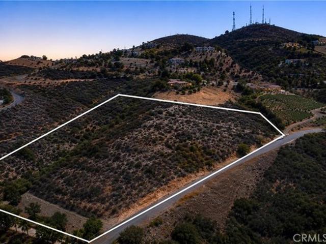 3104 Red Mountain Heights Dr, Fallbrook, CA 92028