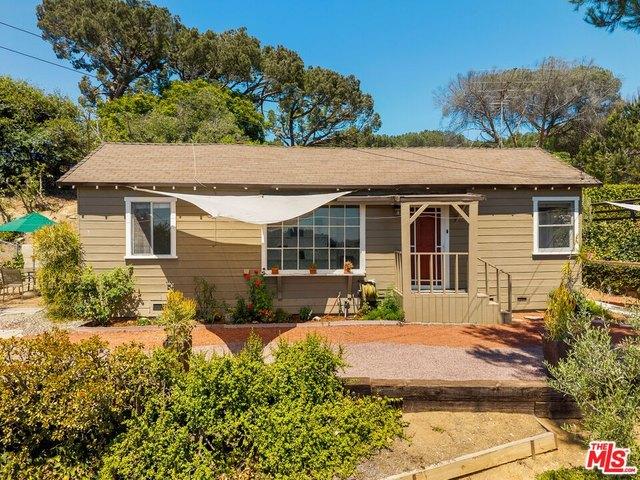 3104 Roderick Pl, Los Angeles, CA 90065