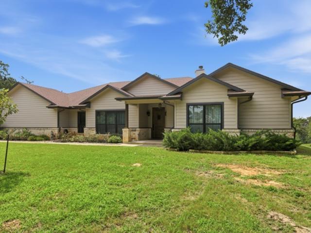 3104 Stonewood Drive