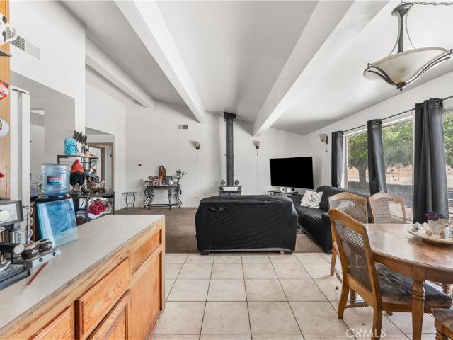 3104 Sacramento