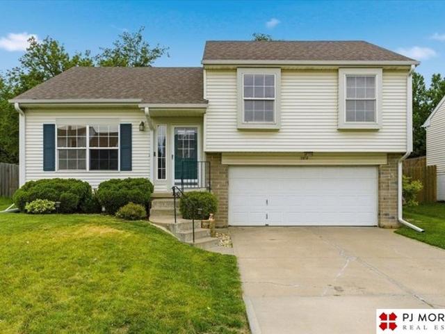3104 Sheridan Rd, Bellevue, NE 68123