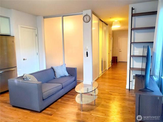 3104 Western Avenue # 501