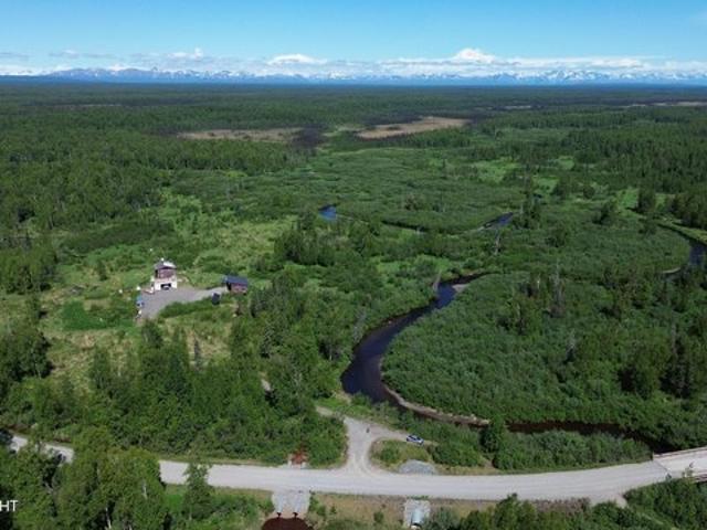 31052 S Oilwell Rd, Trapper Creek, AK 99683