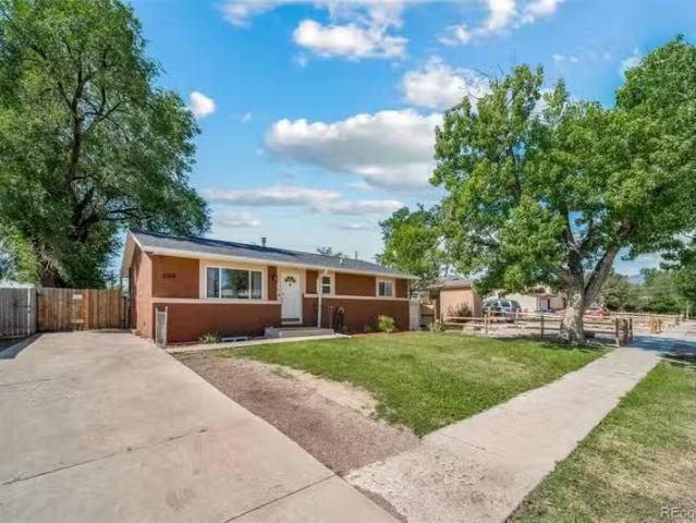 3105 MISSION ST, COLORADO SPRINGS, CO 80909 Single Family Resi.