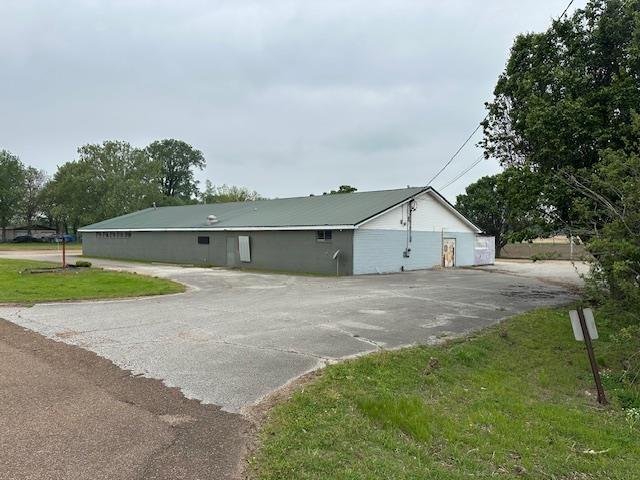 3105 n 209 hwy n