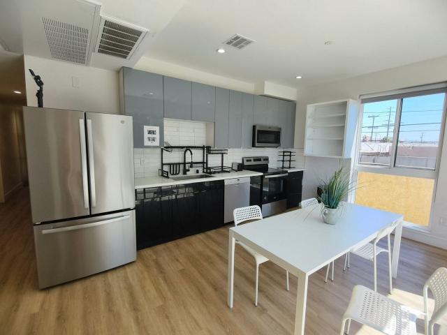 3105 Normandie Avenue 1 Bedroom Apartment for Rent at 3105 3105 3107 S Normandie Ave, Los Angeles, CA 90007 Congress North