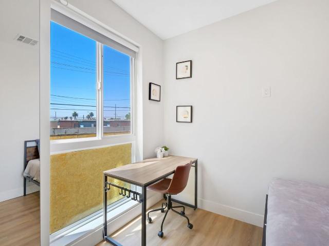 3105 Normandie Avenue 1 Bedroom Apartment for Rent at 3105 3105 3107 S Normandie Ave, Los Angeles, CA 90007 Congress North