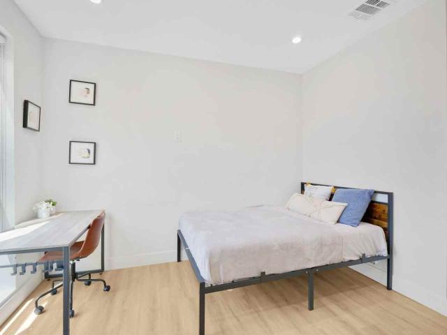 3105 Normandie Avenue 1 Bedroom Apartment for Rent at 3105 3105 3107 S Normandie Ave, Los Angeles, CA 90007 Congress North