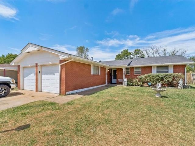 3105 Overland Dr, Oklahoma City, OK 73115
