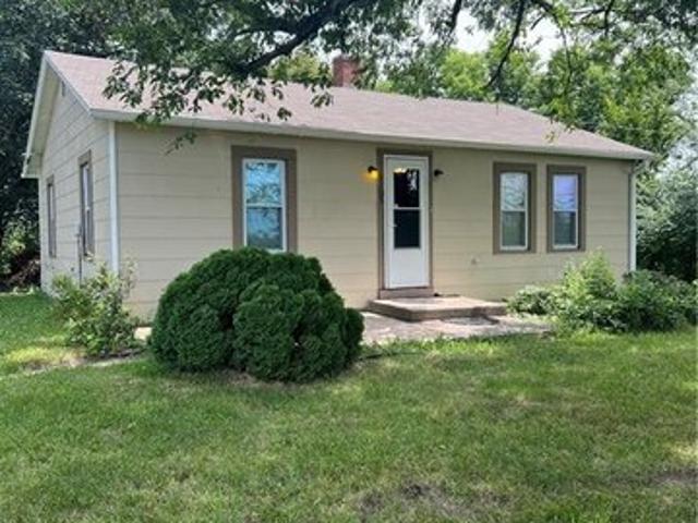 3105 B Hwy, Liberty, MO 64068