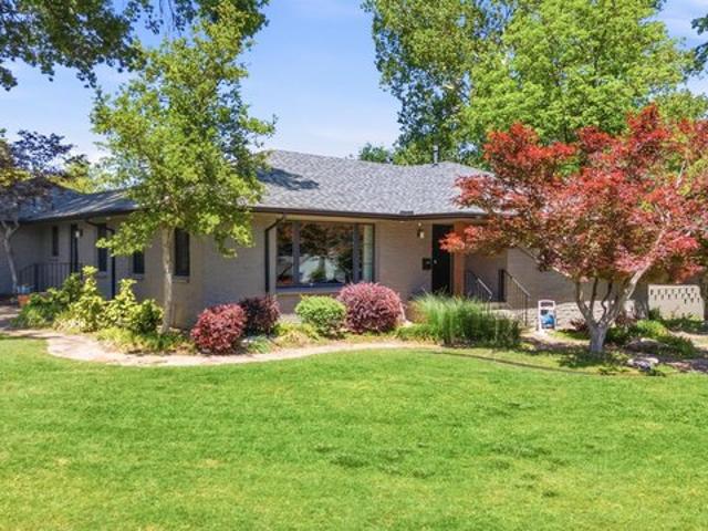 3105 E 28th St, Tulsa, OK 74114