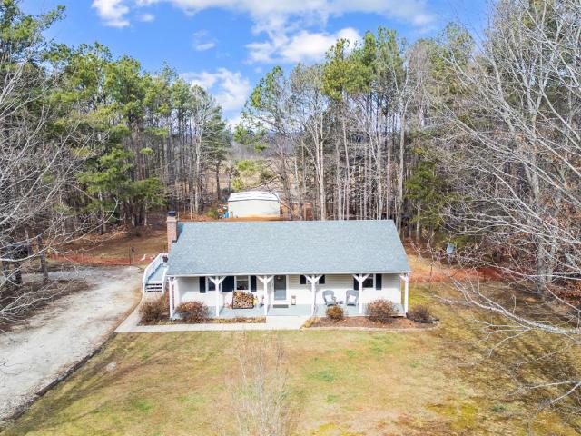 3105 Horseshoe Road