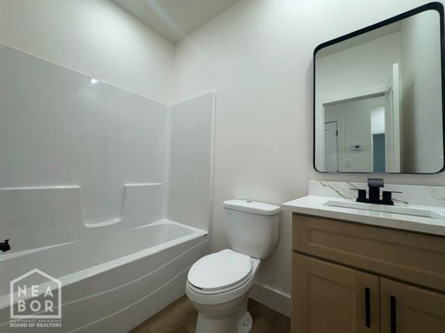 3105 Lynn Dr