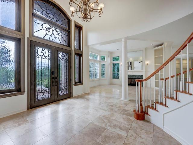 3105 Lacevine Ln