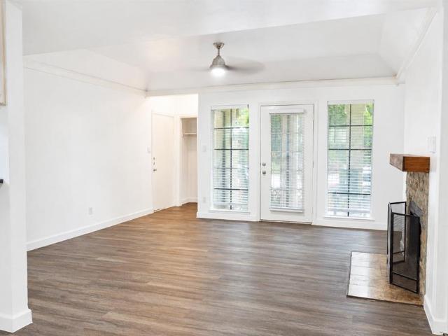 3105 San Jacinto Street # 117