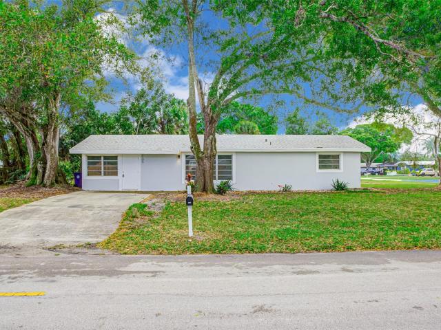 3105 18th St, Vero Beach, FL 32960 | MLS #B26023