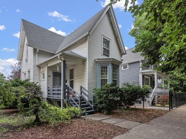 3106 N Sawyer Ave, Chicago, IL 60618