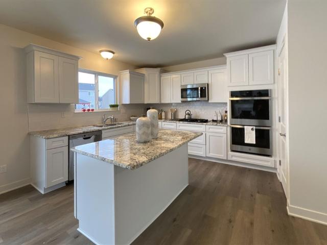 3106 Apple Blossom Way