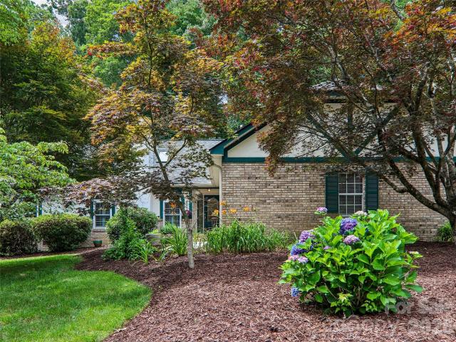 3106 Essex Path
