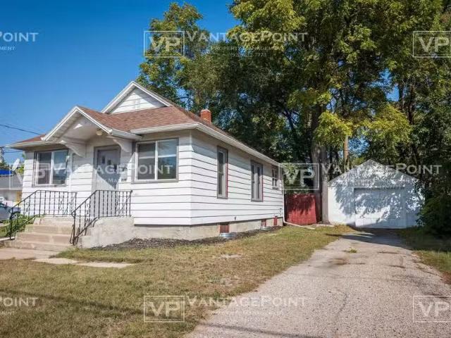 3106 Hall Avenue 1 3106 Hall Ave