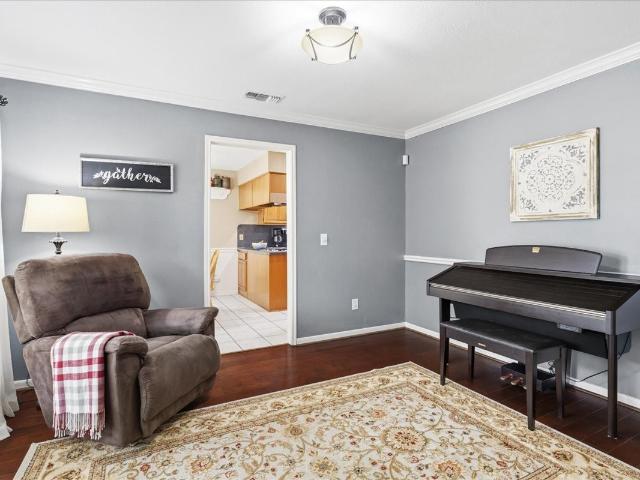 3106 Plum Knoll Court