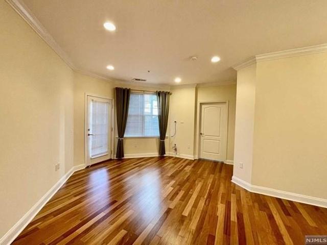 3106 Ramapo Ct, Riverdale, NJ 07457