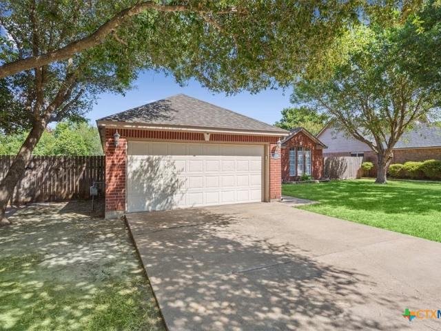 3106 Red Oak Drive