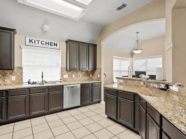 3106 Valley Court