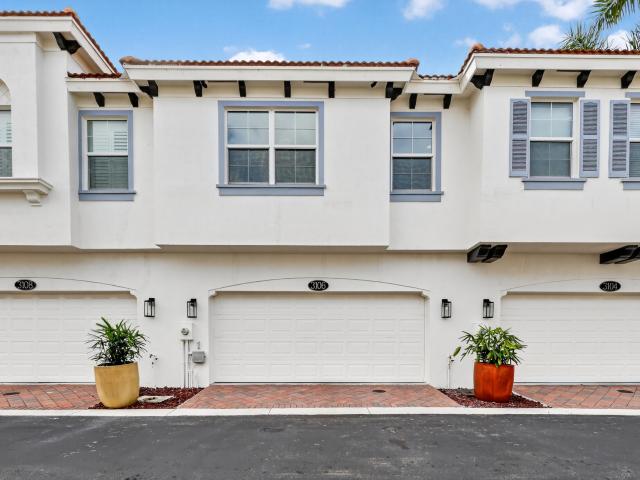 3106 Waterside Cir, Boynton Beach, FL 33435 | MLS #R11153