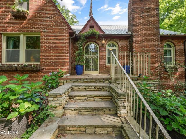 3107 Maloney Rd